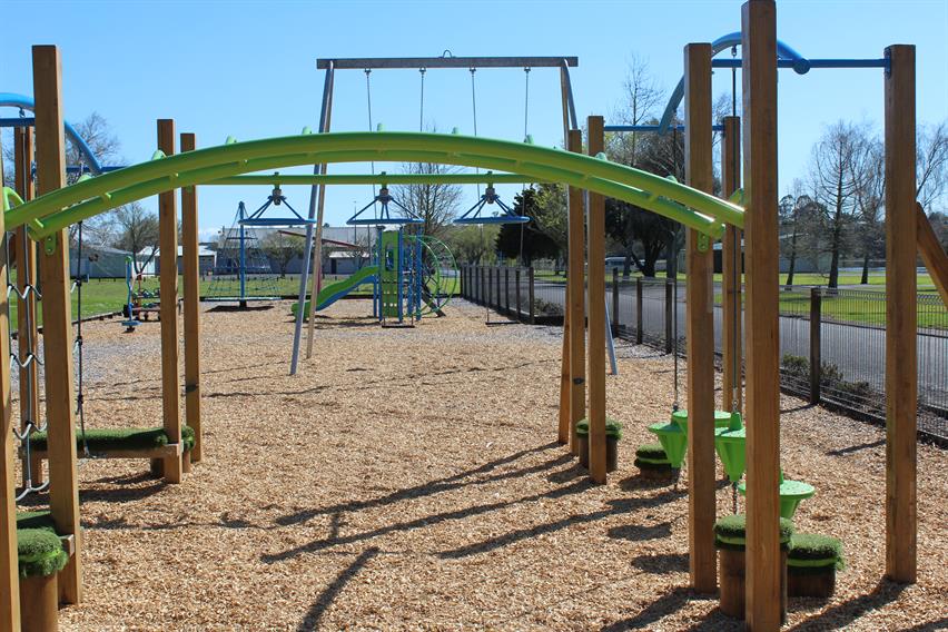 Playgrounds and skateparks
