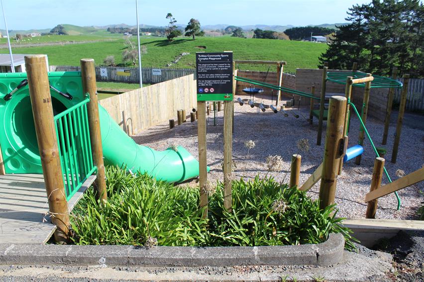 Playgrounds and skateparks